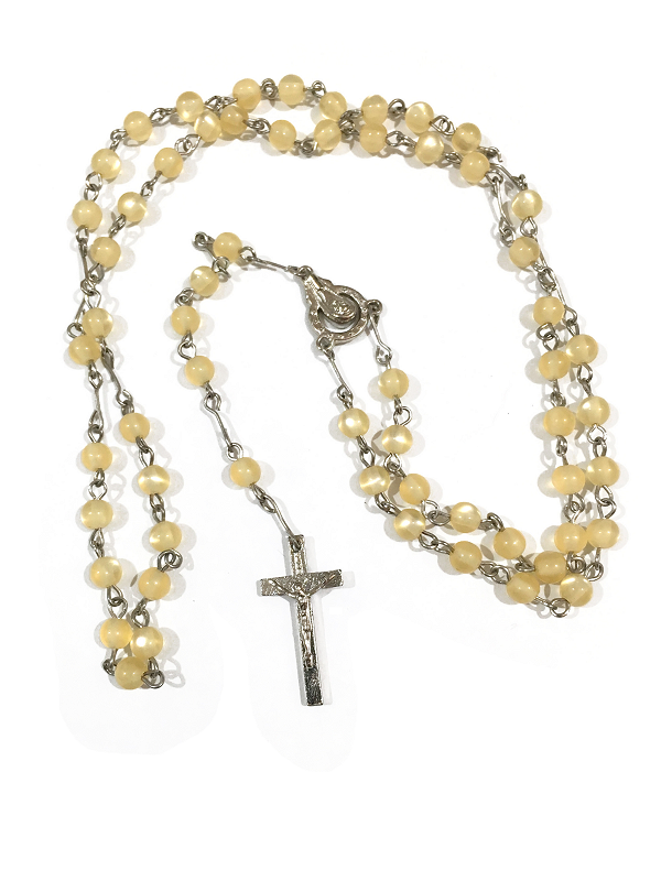 First Holy Communion Rosary – Communion Gifts